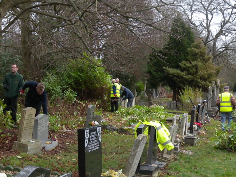 HomePage - Friends of Lawnswood Cemetery
